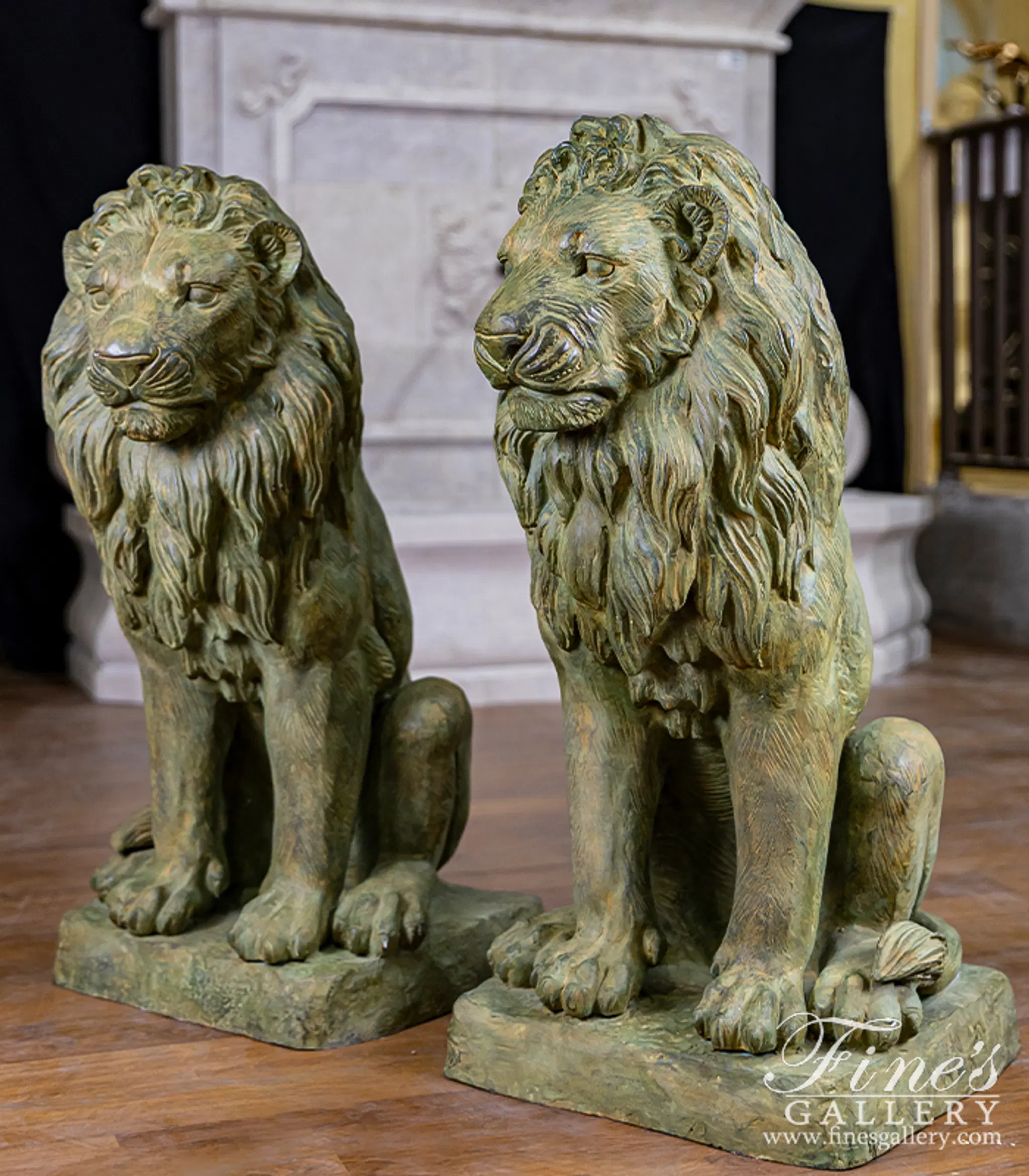 Antique Patina Bronze Lion Statues | Outdoor Estate Decor